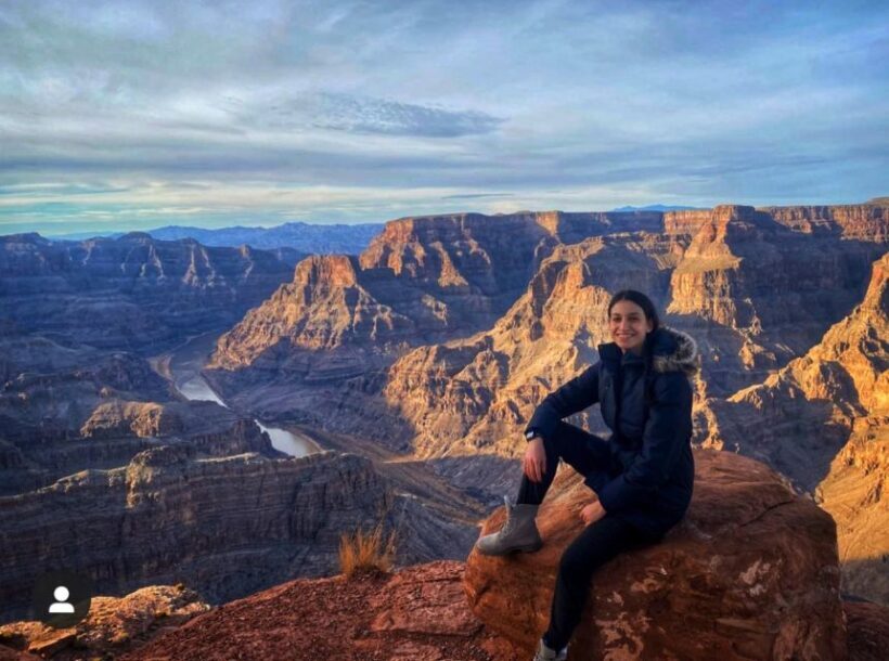 Las Vegas: Grand Canyon, Hoover Dam & 7 Magic Mountains Tour - Hoover Dam: Engineering Marvel