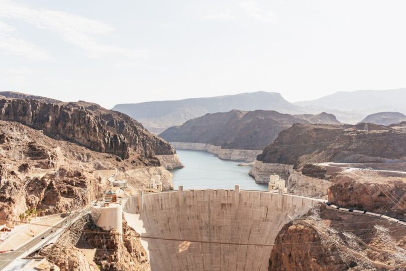 Las Vegas: Grand Canyon, Hoover Dam & Seven Magic Mountains - Who Should Consider This Tour?