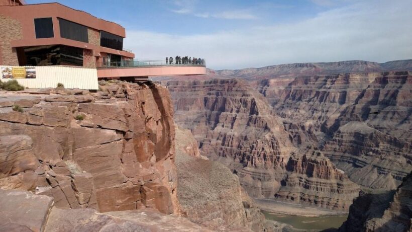 Las Vegas: Grand Canyon Private Tour in Spanish - Cultural and Natural Highlights