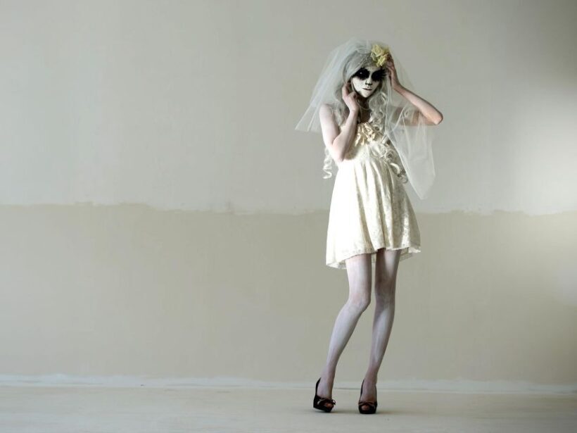 Las Vegas: Haunted House Wedding Ceremony + Photography - An Unusual Wedding in a Haunted House: What to Expect