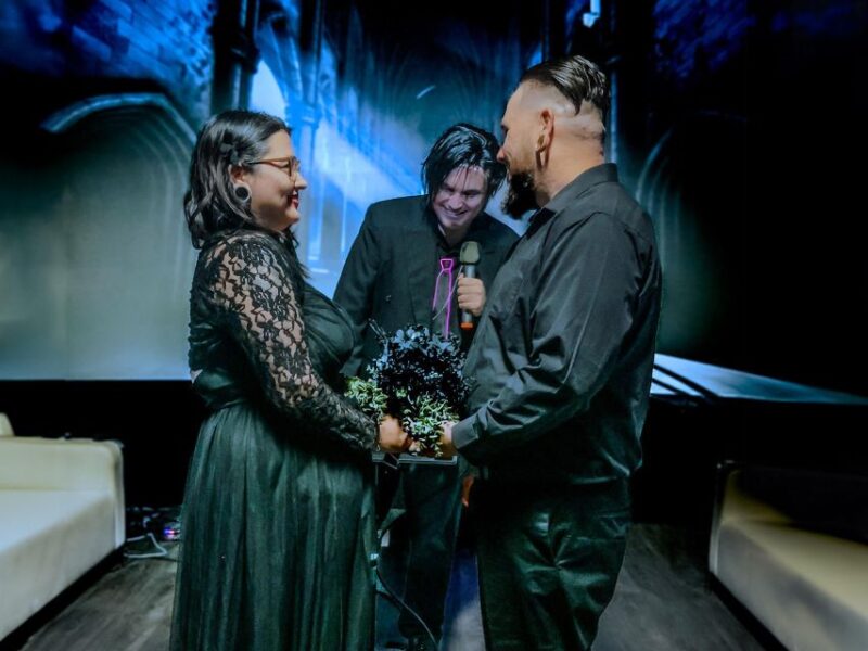 Las Vegas: Haunted House Wedding Ceremony + Photography - The Photography and Group Size