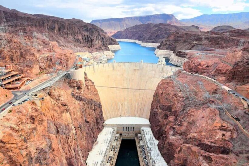 Las Vegas: Hoover Dam & Eldorado Canyon Tour - The Hoover Dam: An Engineering Wonder with a View