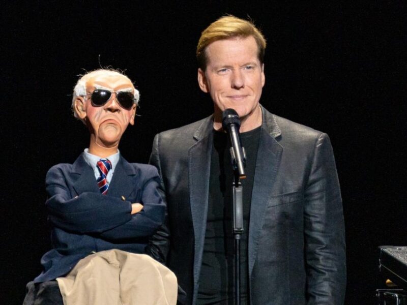 Las Vegas: Jeff Dunham - Artificial Intelligence - A Closer Look at the Performance