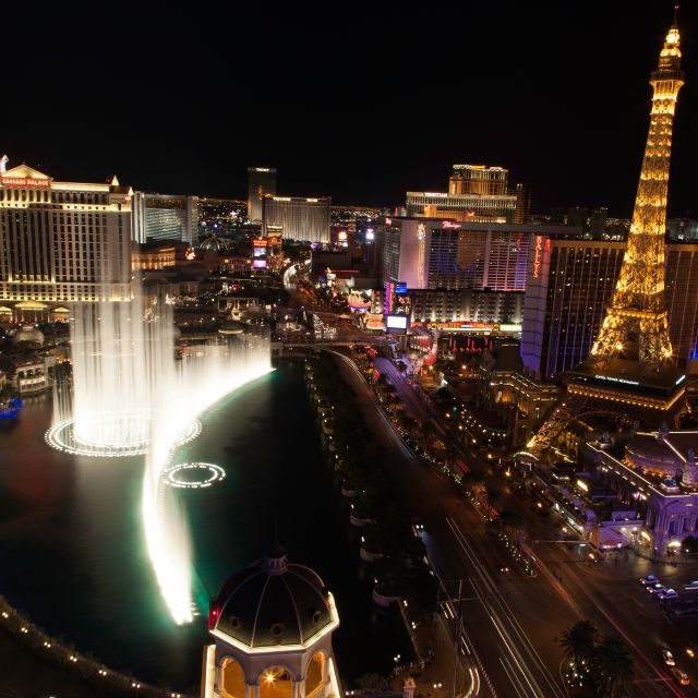 Las Vegas: Las Vegas Strip Night Tour with Spanish Guide - Pricing and Value