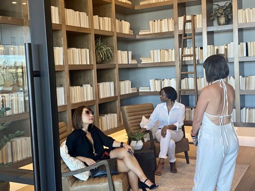 Las Vegas: Luxury Home Tour with Snacks and Drinks - Key Points