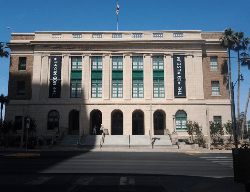 Las Vegas: Mobsters, Casinos, and Speaky Bar Crawl - The Experience’s Limitations