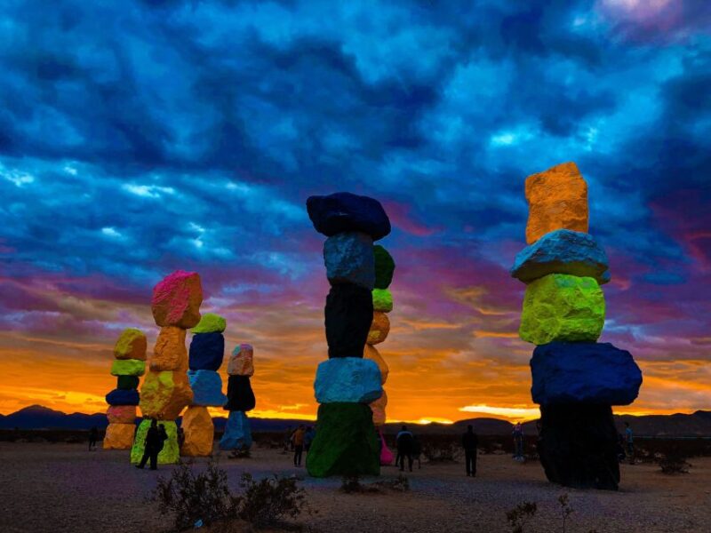 Las Vegas: Mojave Desert, 7 Magic Mountains, Vegas Sign Tour - Key Points