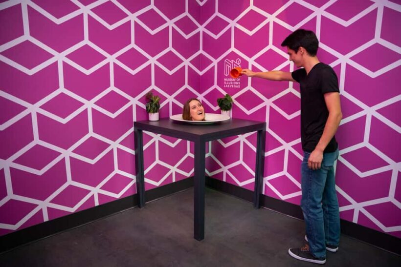 Las Vegas: Museum of Illusions Entry Ticket - Location and Accessibility