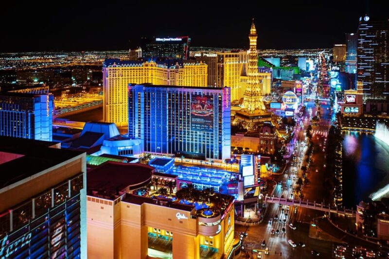Las Vegas Night Strip Helicopter Wedding Ceremony Package - Who Is This Experience Best For?