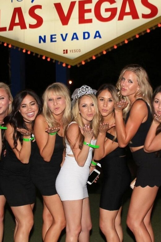 Las Vegas: Nightclub and Bar Crawl with Party Bus and Drinks - The Itinerary and Experience Breakdown