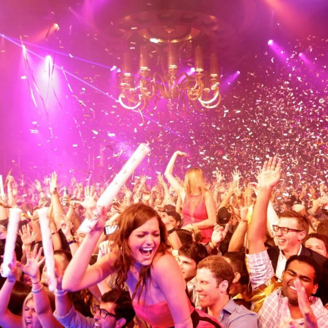 Las Vegas: Nightclub and Bar Crawl with Party Bus and Drinks - Pricing and Value