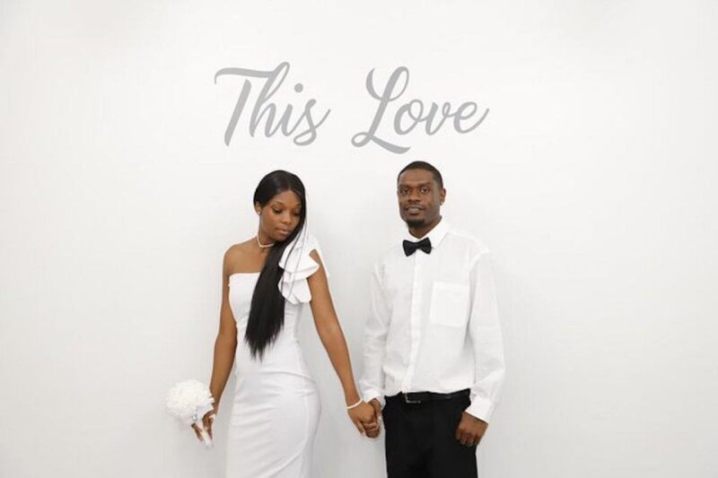 Las Vegas: Paradise Wedding Chapel Quickie Sign & Go Wedding - Key Points