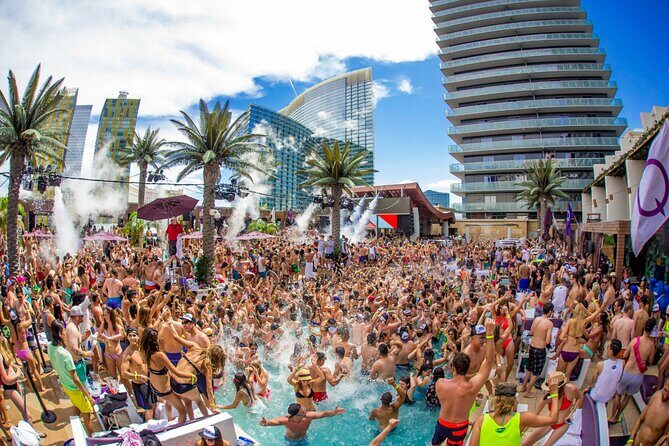 Las Vegas Pool Crawl with Party Bus & Free Drinks - Why This Experience Works