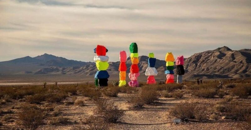 Las Vegas: Private 7 Magic Mountains and Vegas Sign Car Trip - Who Should Consider This Tour?