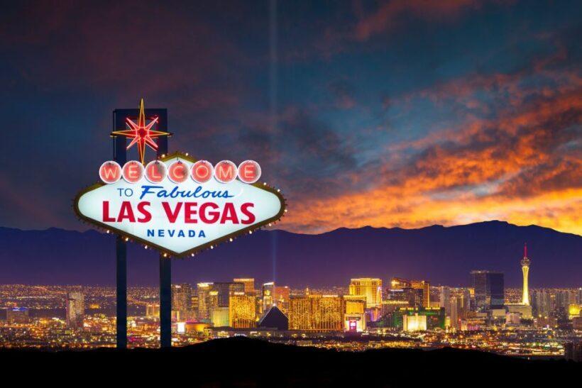 Las Vegas: Private custom tour with a local guide - Key Points
