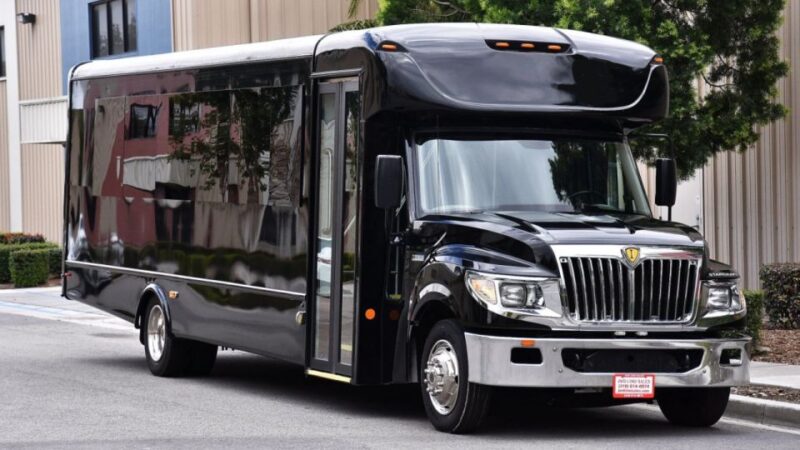 Las Vegas: Private Party Bus Tour Of Vegas Strip w Champagne - FAQ