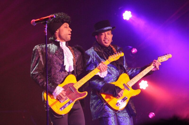 Las Vegas: Purple Reign, Ultimate Prince Tribute Show - The Setlist and Audience Engagement