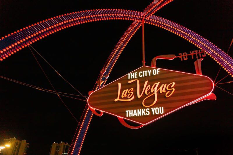 Las Vegas: Sightseeing Night Tour by Open-top Bus - The Sum Up: Who Should Consider This Tour?