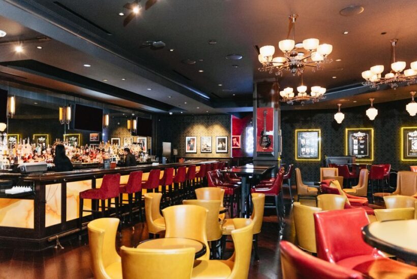 Las Vegas Strip: Brad Garretts Comedy Club at MGM Grand - FAQs