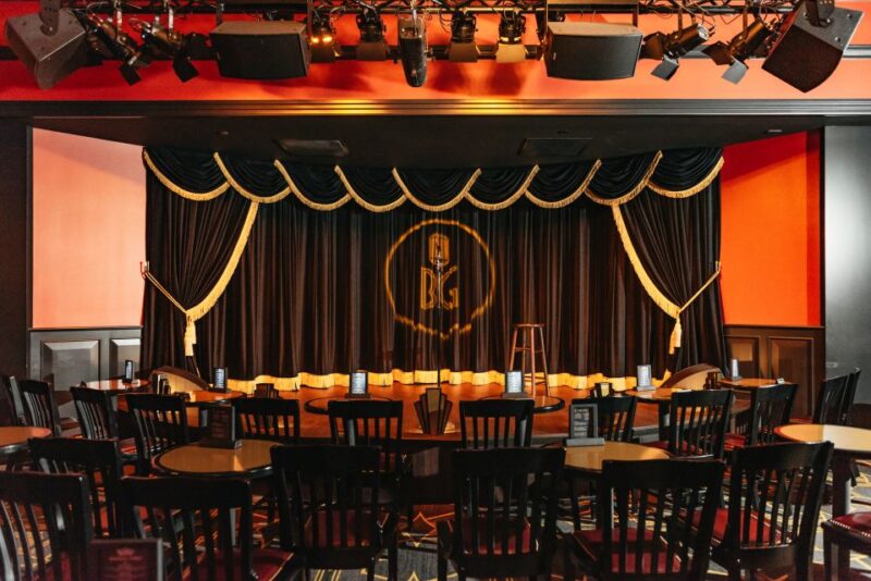 Las Vegas Strip: Brad Garretts Comedy Club at MGM Grand - Key Points