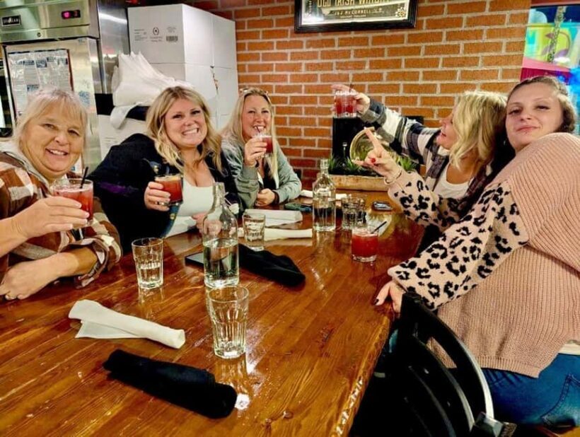 Las Vegas Strip Limo Tour with Meal & Drinks on Fremont - An Honest Look at the Experience