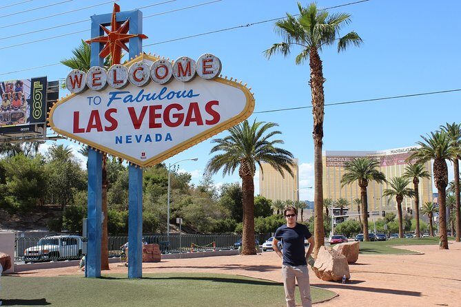 Las Vegas Strip or Fremont Street Semi-Professional Photo Session - How to Make the Most of It