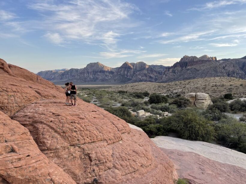 Las Vegas: Sunset Hike and Photography Tour Near Red Rock - FAQ