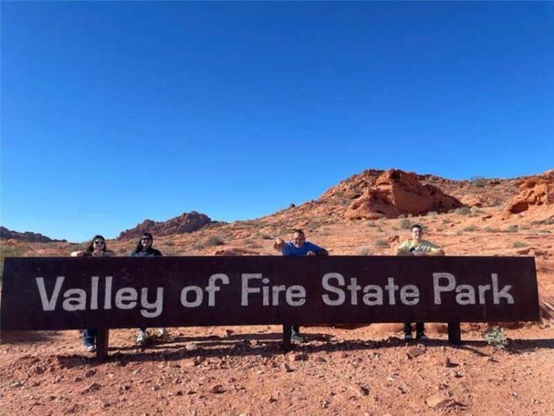 Las Vegas: Valley of Fire Guided Tour in Spanish - References