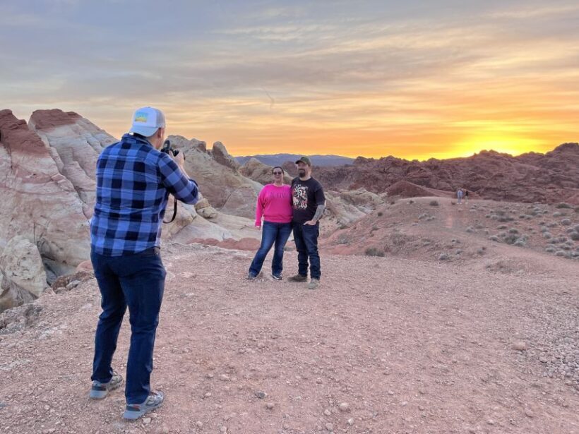 Las Vegas: Valley of Fire Sunset Tour with Hotel Transfers - An In-Depth Look at the Valley of Fire Sunset Tour