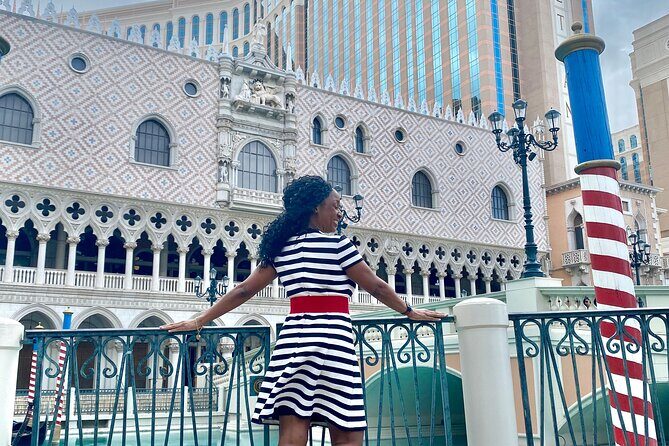 Las Vegas Walking Tour with Photo Taking - Authentic Traveler Insights