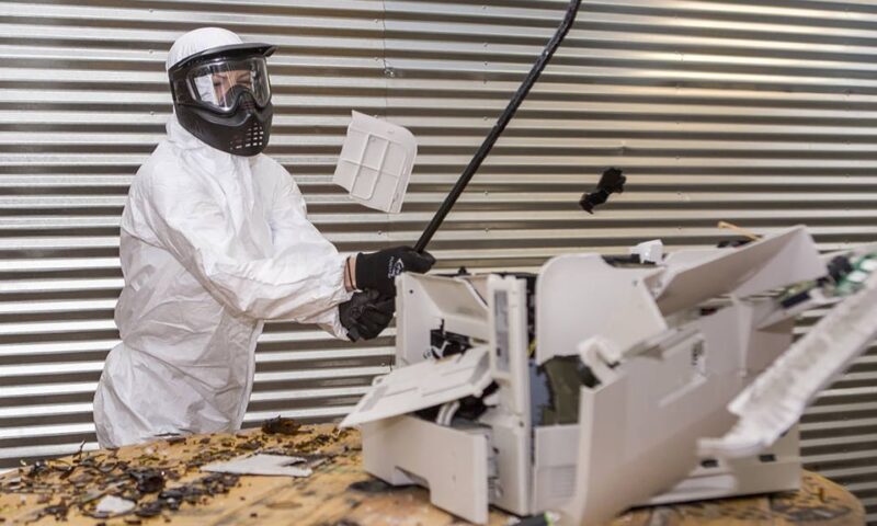 Las Vegas: Wreck Room Experience - Who Will Love It?