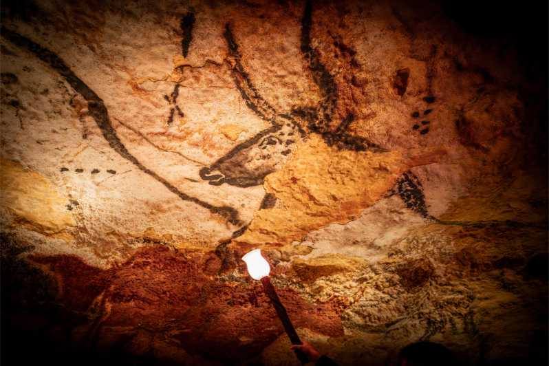 Lascaux IV: Full Replica Cave Experience Ticket - What to Expect During Your Visit