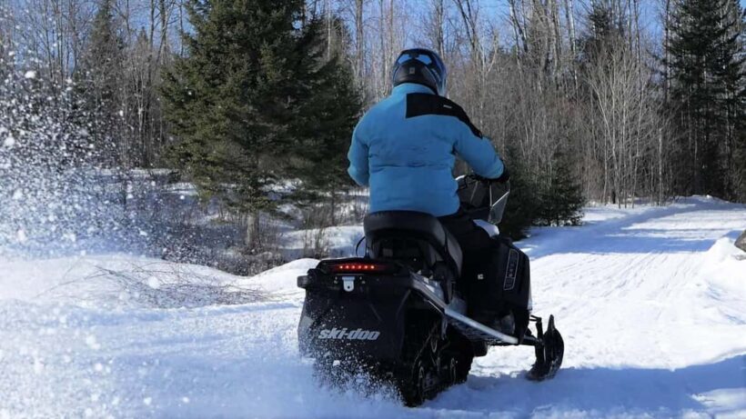 L'Ascension: Snowmobiling Upper Laurentians 2hrs - An Authentic Snowmobile Experience in Quebec’s Upper Laurentians