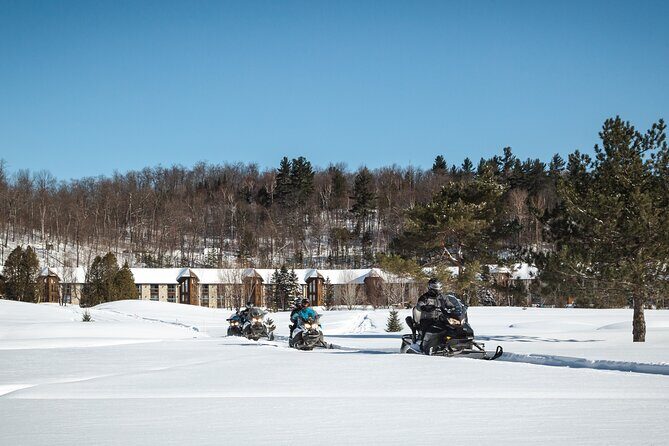 Laurentians: Guided excursion by snowmobile - What to Expect from Your Snowmobile Tour
