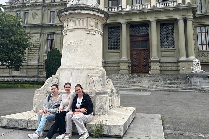 Lausanne (City Center) Scavenger Hunt and Sights Self-Guided Tour - Exploring Similar Experiences in Other Locations