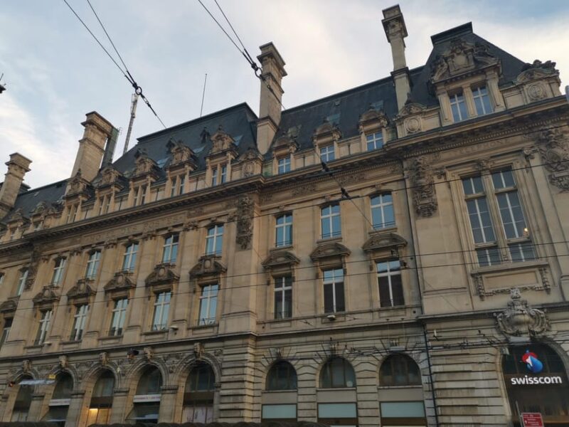 Lausanne: Old Town Guided Walking Tour - Participant Information