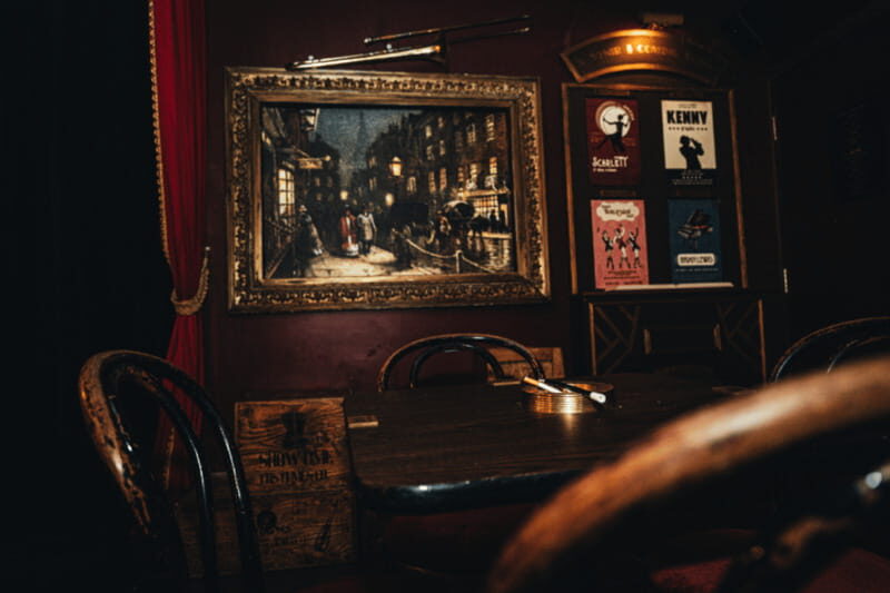 Laval: Piccadilly Cabaret Revisited Escape Game - Key Points