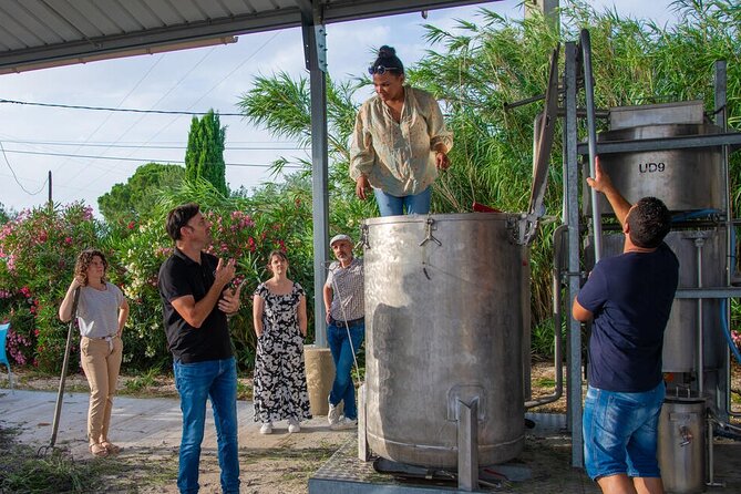 Lavender Harvesting and Distillation Workshop in Bellegarde - FAQ