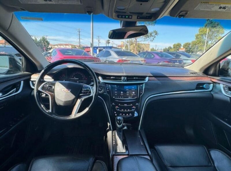 LAX, John Wayne: Los Angeles,OC luxurious rides & transfers - The Experience: What You Can Expect