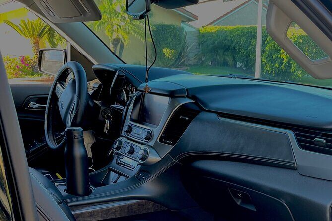 LAX To Anaheim: Arrive in Style - The Vehicle and Comfort Level