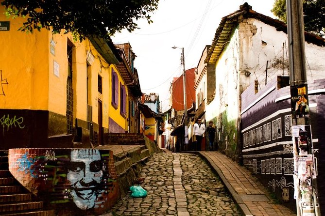 Layover Bogotá Private Tour + Transfer in & Out (4 Hrs.) - Flexibility and Efficiency