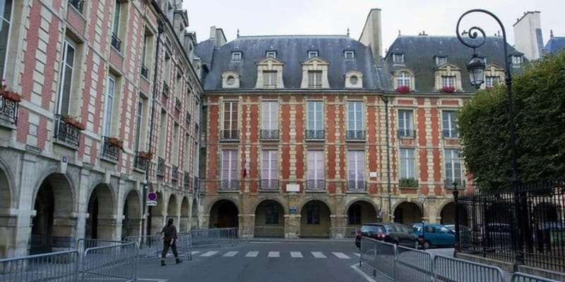Le Marais & Notre Dame Guided Walking Tour - Who Is This Tour Best For?