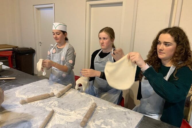 Learn how to make pizza and Gelato cooking class in Florence - The Logistics: Price, Duration, and Group Size