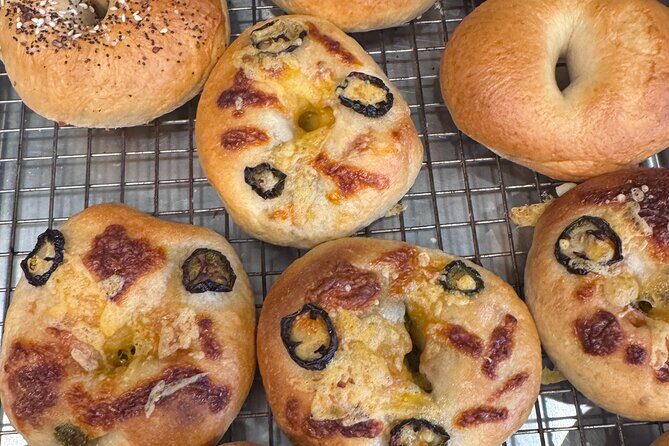 Learn the art of traditional sourdough bread - A detailed look at the sourdough workshop