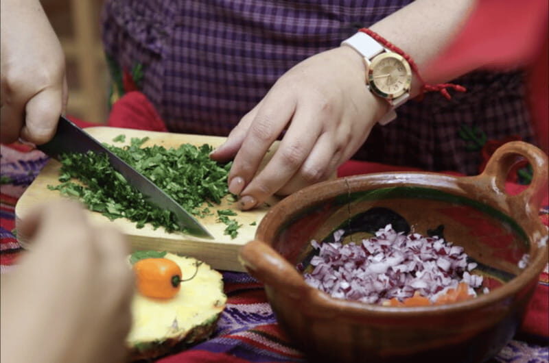Learn to Cook Mexican Salsas - Who Will Love This Experience?