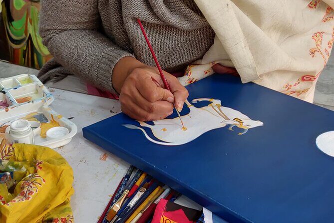 Learn to make a Pichwai Painting - Key Points