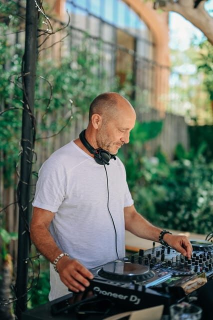 Learn to mix with a professional DJ in Ibiza - The Experience in Detail