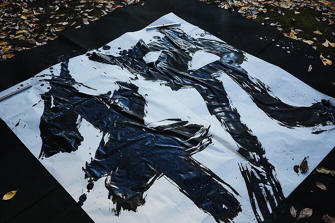 Learning Bushido & Zen at Samurai Calligraphy Near Osaka Castle - Key Points