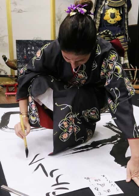 Learning Shodo with a kimono and Trying Samurai Calligraphy - The Sum Up: Who Will Love This Experience?
