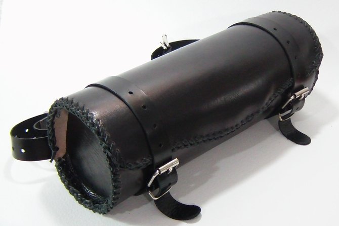 Leathercraft Workshop in the Rastro of Madrid. - Amenities and Refreshments